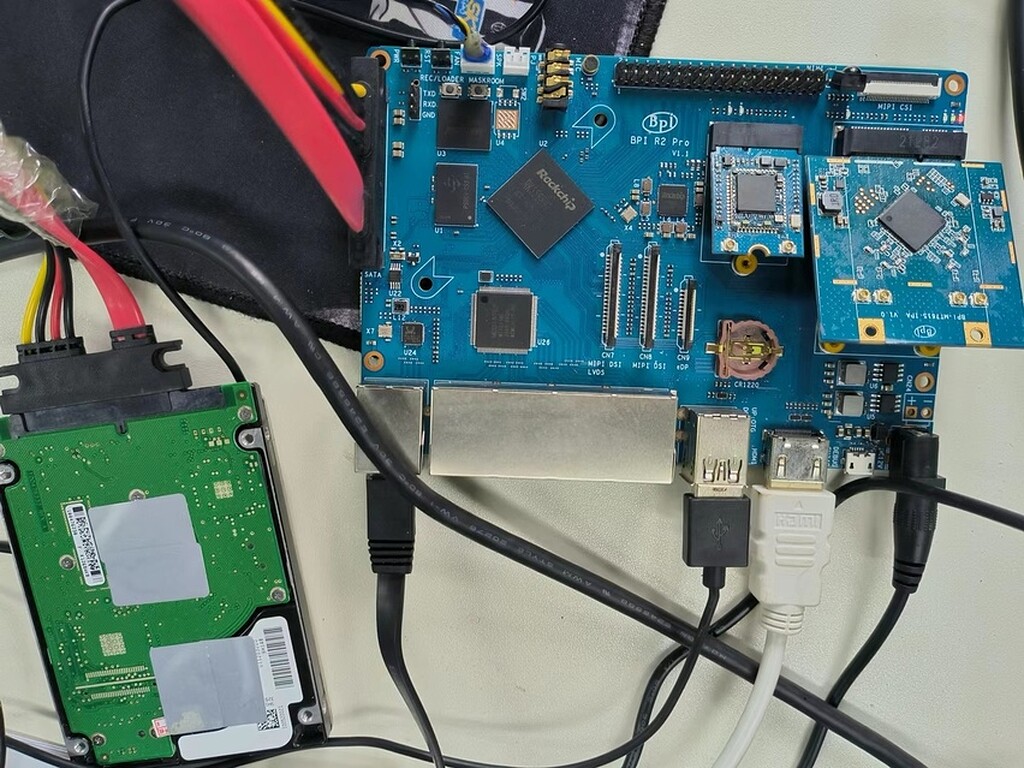 BananaPi BPI-R2 Pro 2022-11-16 Android 12 - BPI-R2 Pro(RK3568) - banana pi single board computer ...